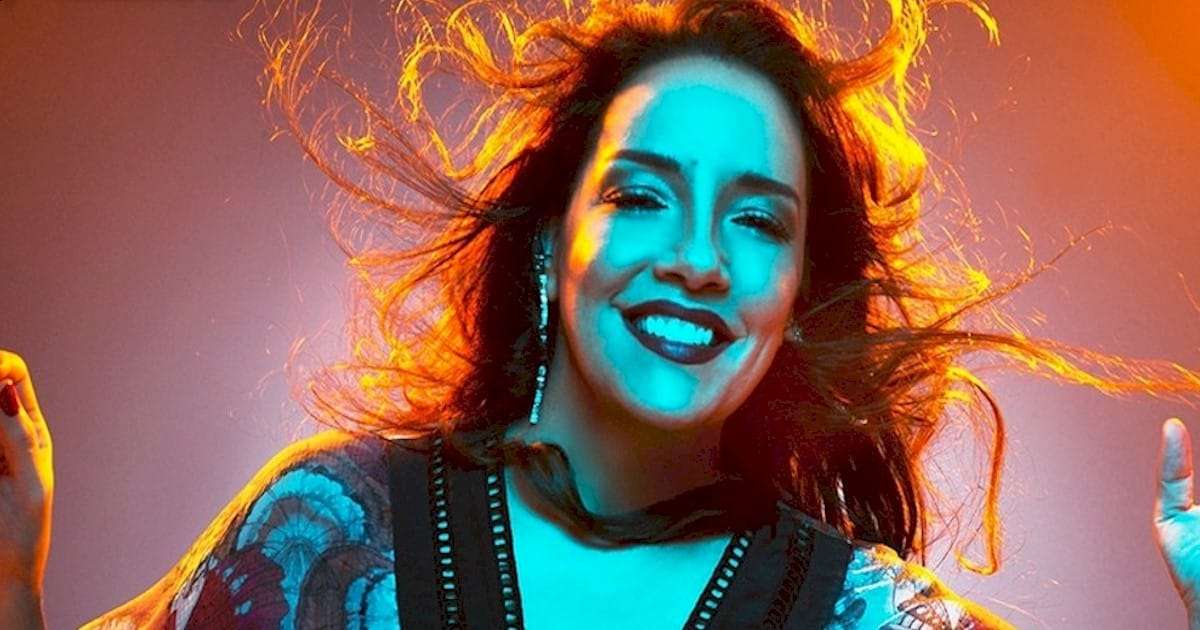 Ana Carolina homenageia Cássia Eller com show em São Paulo