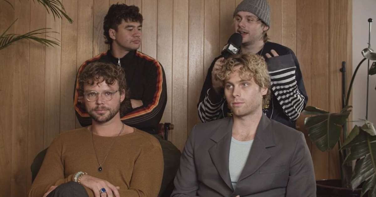 5 Seconds of Summer confirma vinda ao Brasil, em entrevista