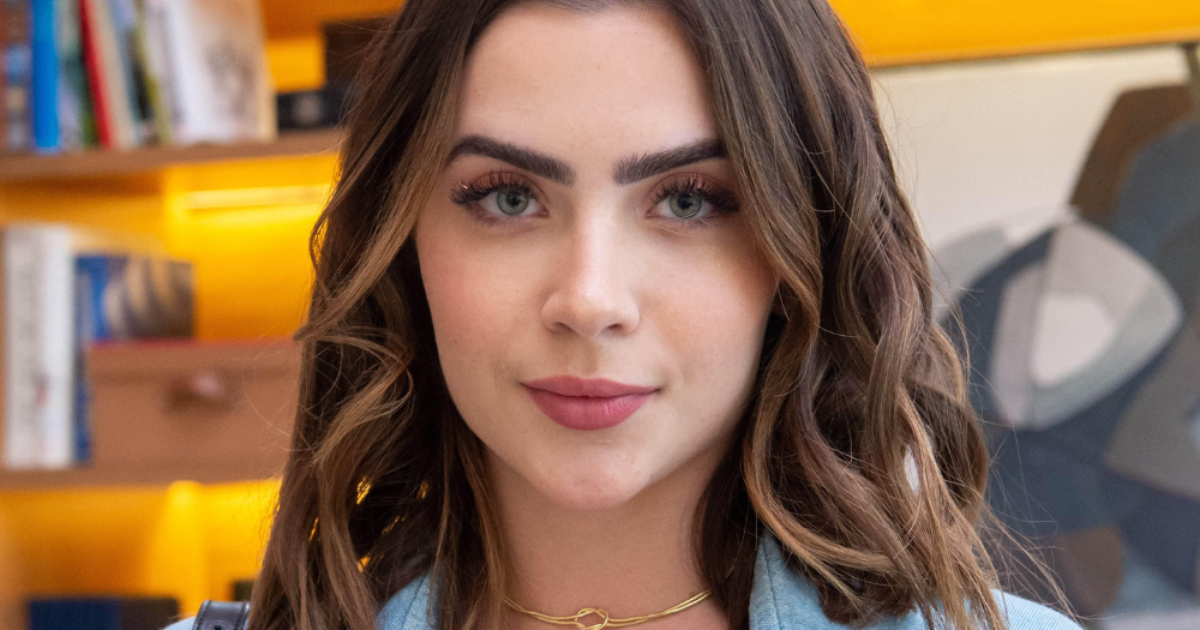 Mimada e fashionista, conheça a personagem de Jade em Travessia