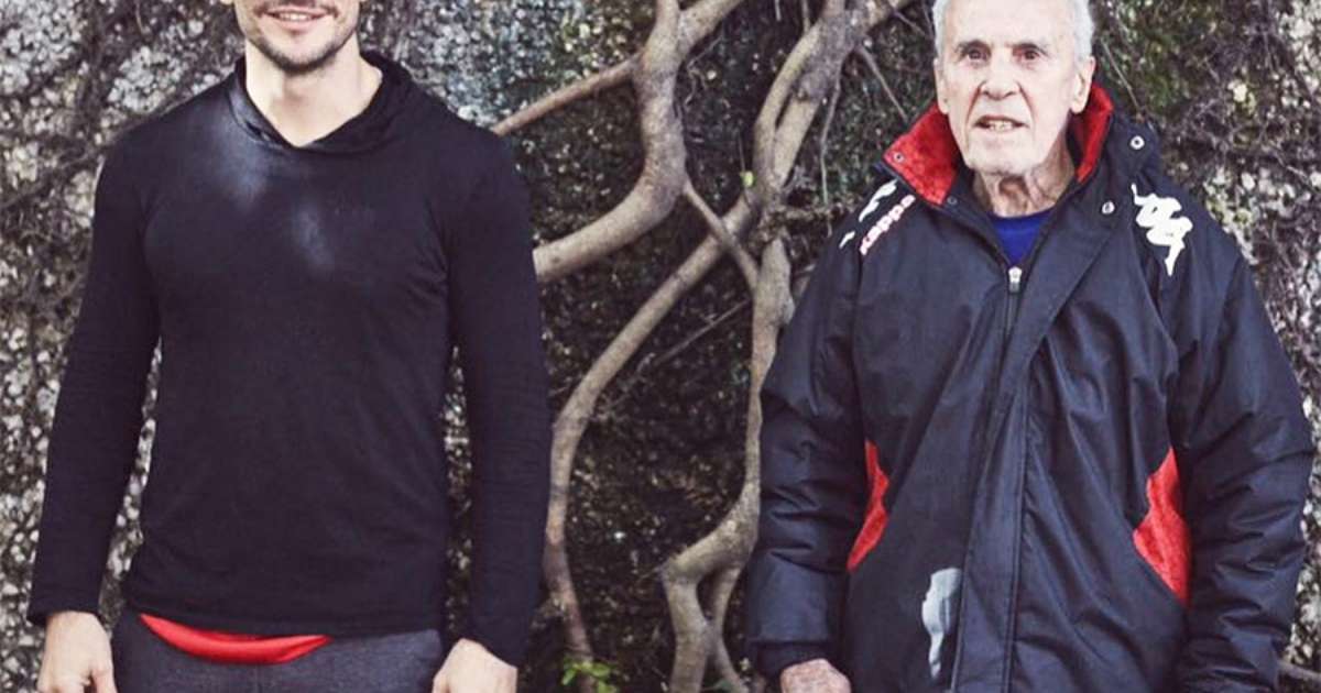 Daniel de Oliveira homenageia Éder Jofre, morto aos 86 anos
