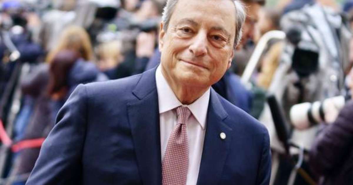 Draghi diz que UE 'está se movendo' sobre crise de energia