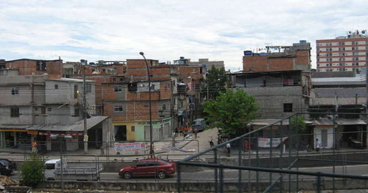 Italiano baleado em favela do RJ está estável e terá alta em 48h