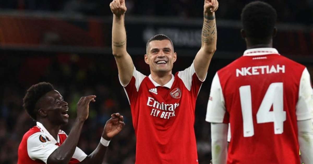 Com gol de Xhaka, Arsenal vence PSV em casa e garante vaga no mata-mata ...