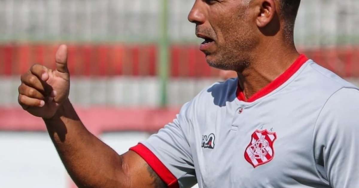 Ídolo do Vasco retorna ao comando do Bangu