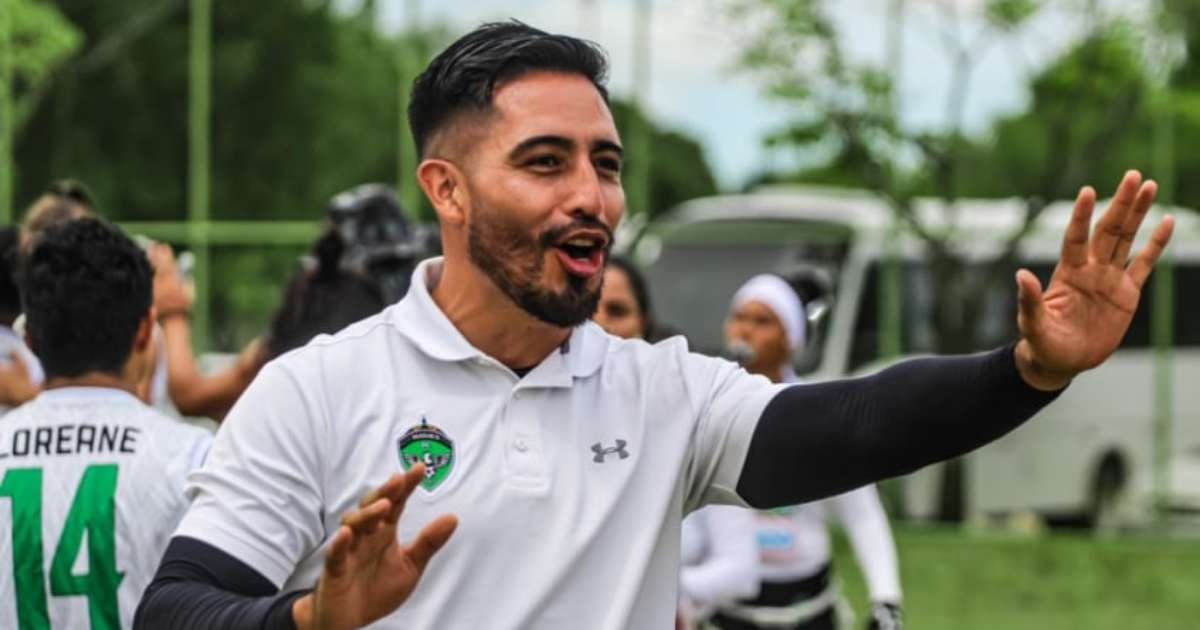 Manaus FA renova com head coach Rodrigo Rios