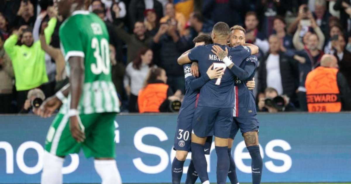 Técnico do PSG rasga elogios ao trio MNM após goleada na Champions: 'É ...