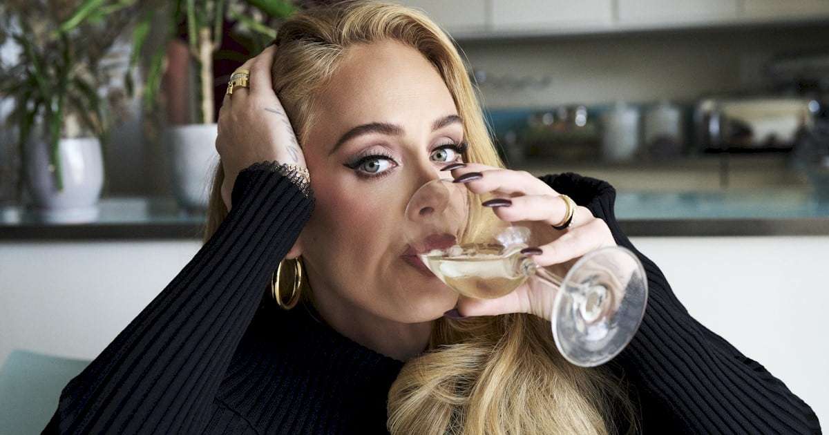 Adele lança o inédito clipe de "I Drink Wine"
