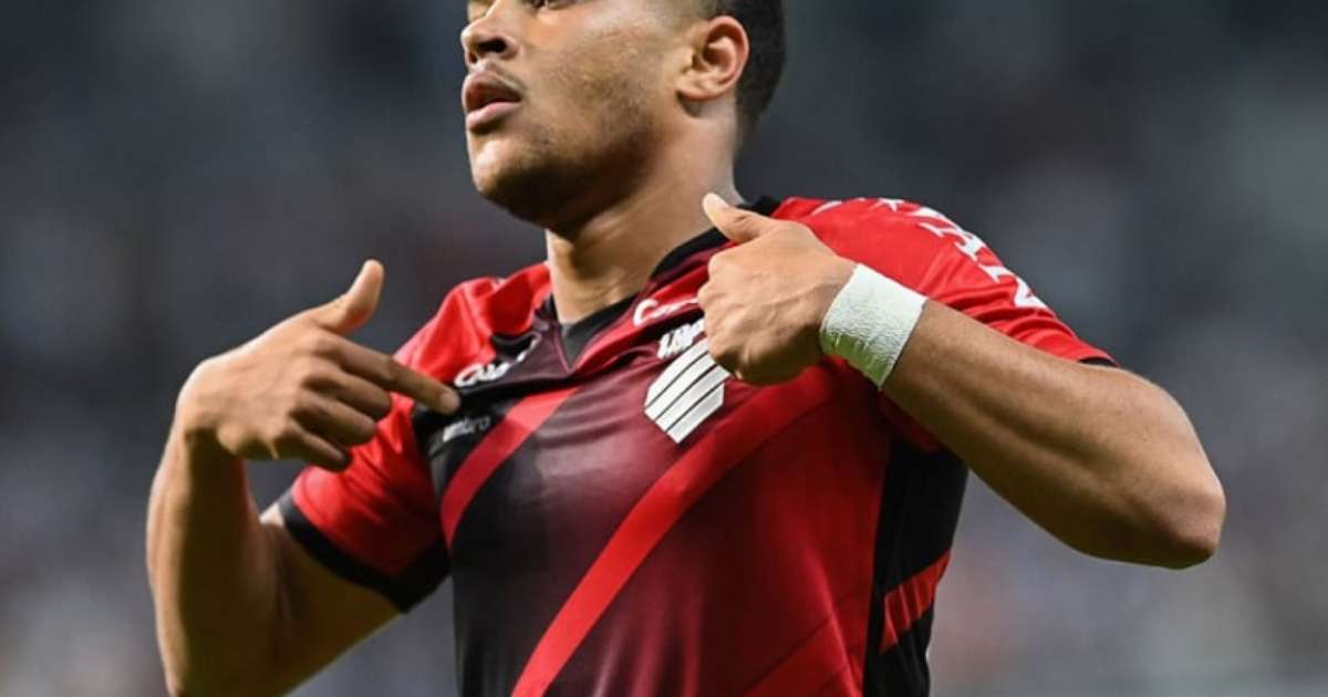 Vitor Roque 'explode' em 2022 pelo Athletico-PR e destaca temporada aos ...