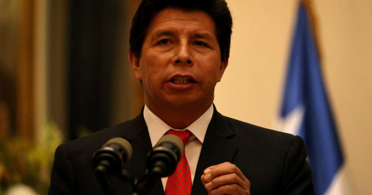 Ex-presidente do Peru é levado para sede policial em Lima