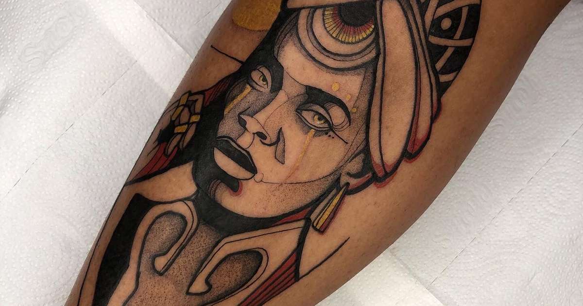 Tatuador se especializa em pele negra: "Faço arte de preto para preto"