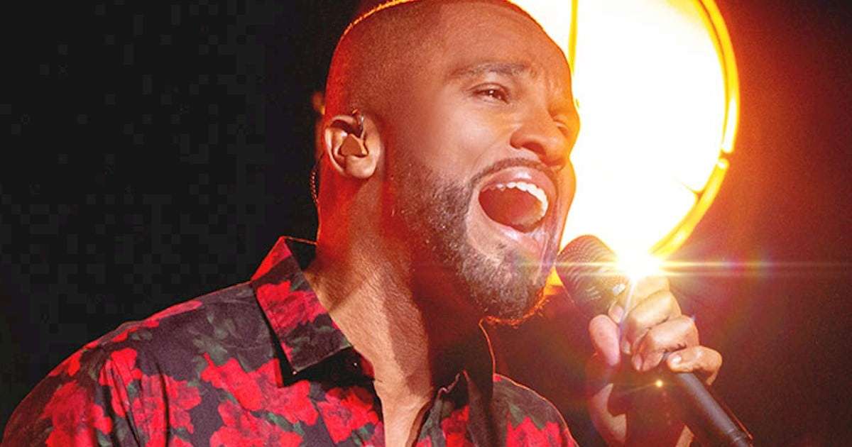 Alexandre Pires lança a inédita "Vamos Acabar com Isso"