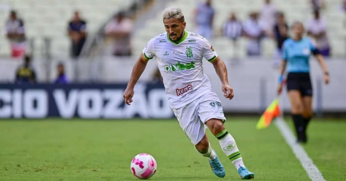 Aloísio exalta escolha pelo América-MG: 'Foi a melhor coisa que fiz'