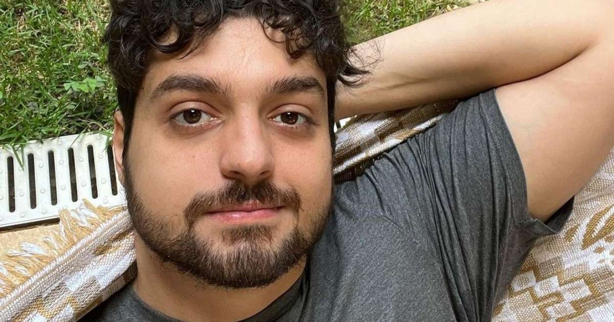 Monark dá "solução" para violência contra mulheres e revolta internautas