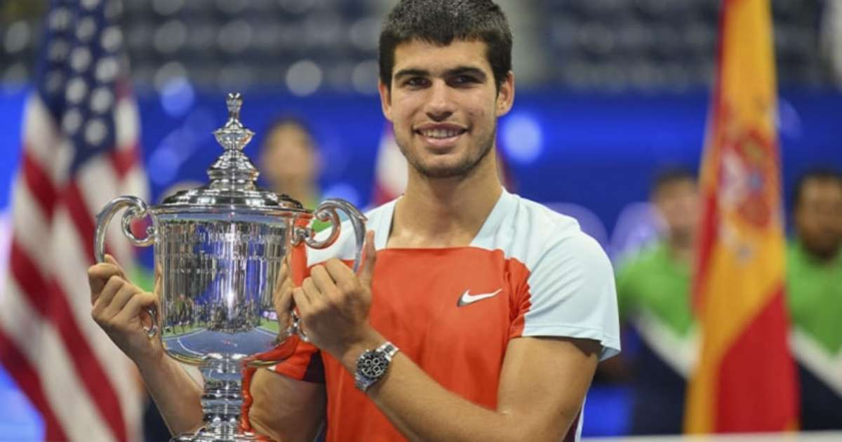 Número 1 do mundo, Carlos Alcaraz sofre lesão e desiste do Australian Open