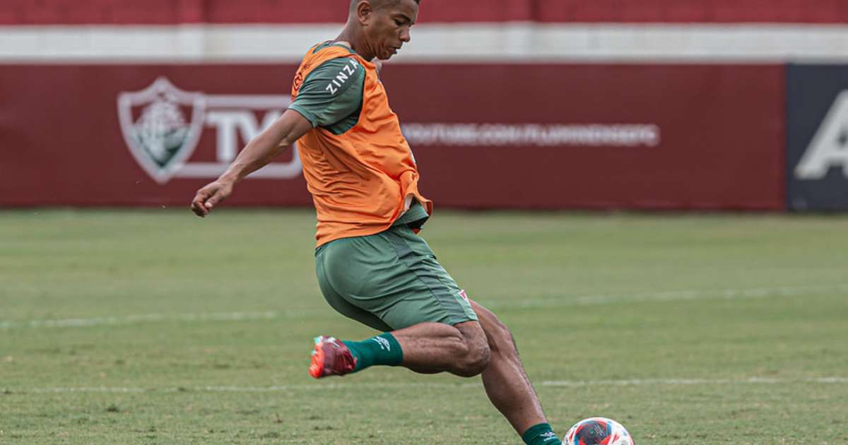 David Braz exalta elenco do Fluminense e mira temporada vitoriosa