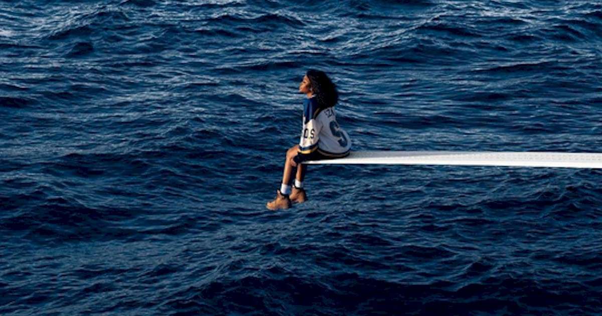 SZA igual recorde de Adele na Billboard 200