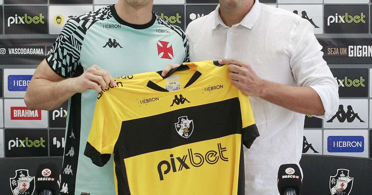 Léo Jardim comemora chegada ao Vasco: "Quero escrever minha história aqui"