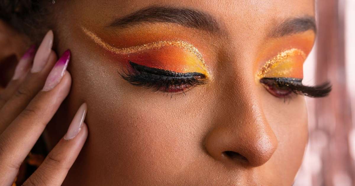 Como fazer a make de Carnaval durar mais? Veja dicas