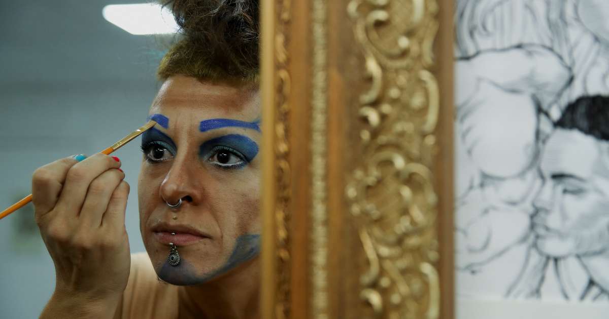 Artistas competem no primeiro concurso de drag king do Brasil