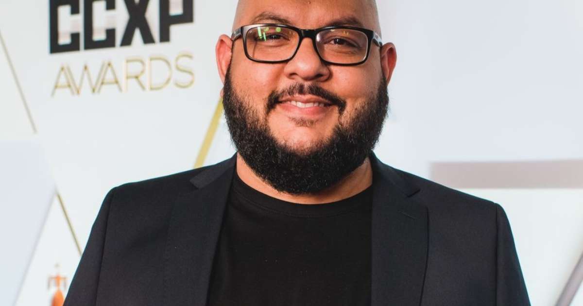 Crítico de cinema e séries PH Santos amplia vozes negras no YouTube