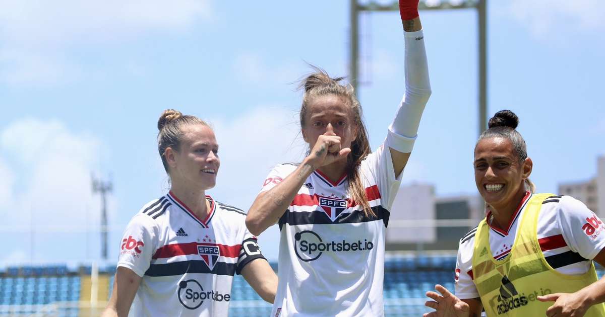 Atacante Ariel Godoi homenageia bisavó em gol após vitória do São Paulo ...