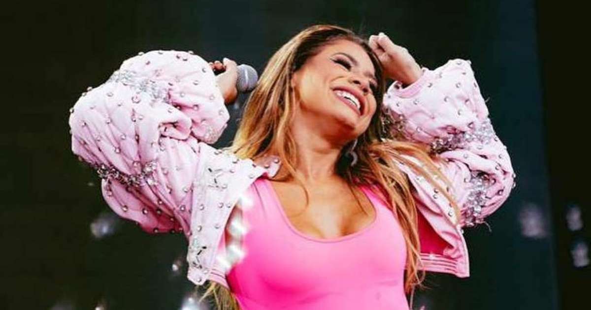 Lexa posta foto da irmã mais nova e impressiona fãs