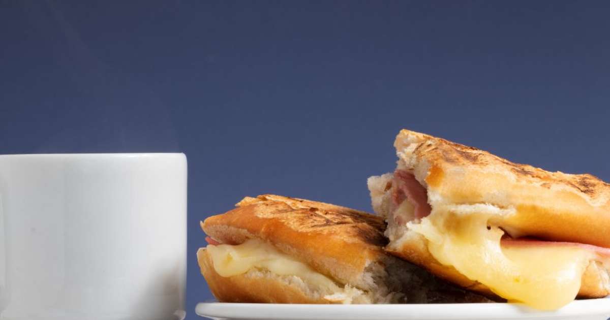 Misto quente: aprenda de uma vez a fazer esse lanche tradicional