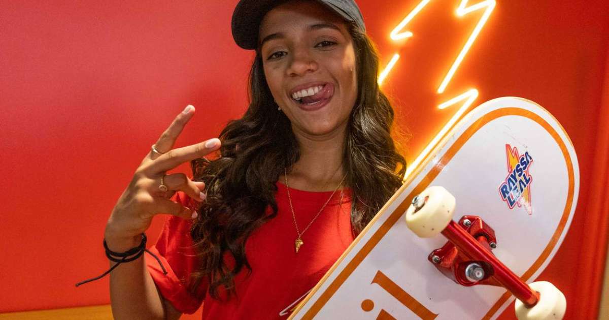 Rayssa Leal posta foto com mãe e surpreende a web: "Irmãs gêmeas"