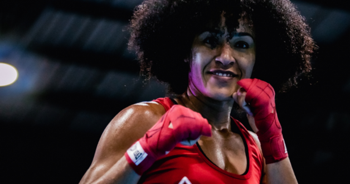 Mundial de Boxe: Bárbara Santos vence e avança às quartas