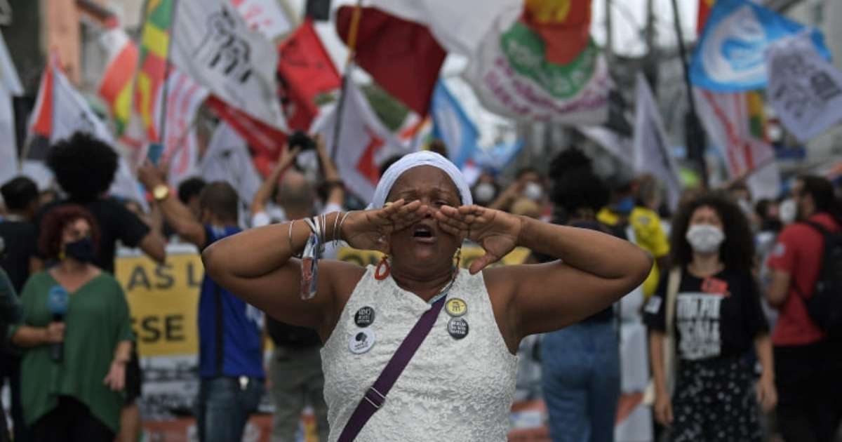 O combate à discriminação racial e a importância da luta coletiva