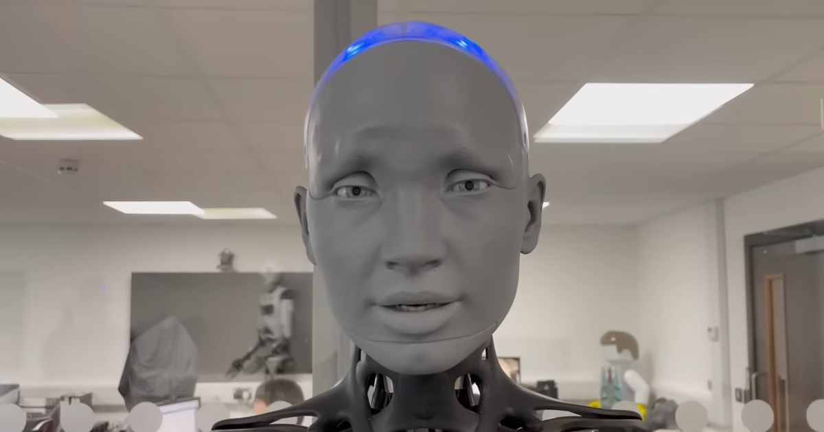 Robô humanoide se entristece por notar que não sentirá amor; veja vídeo