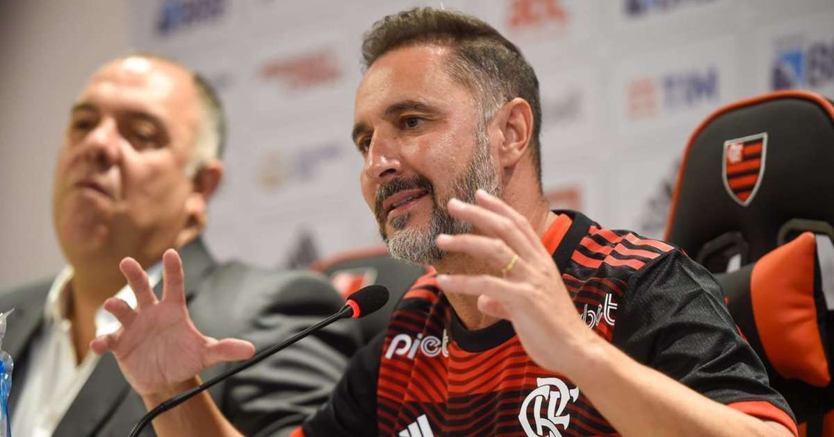 Demissão de Vitor Pereira rende memes entre torcedores flamenguistas