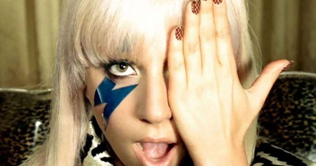 Há 15 anos, Lady Gaga lançava seu primeiro single