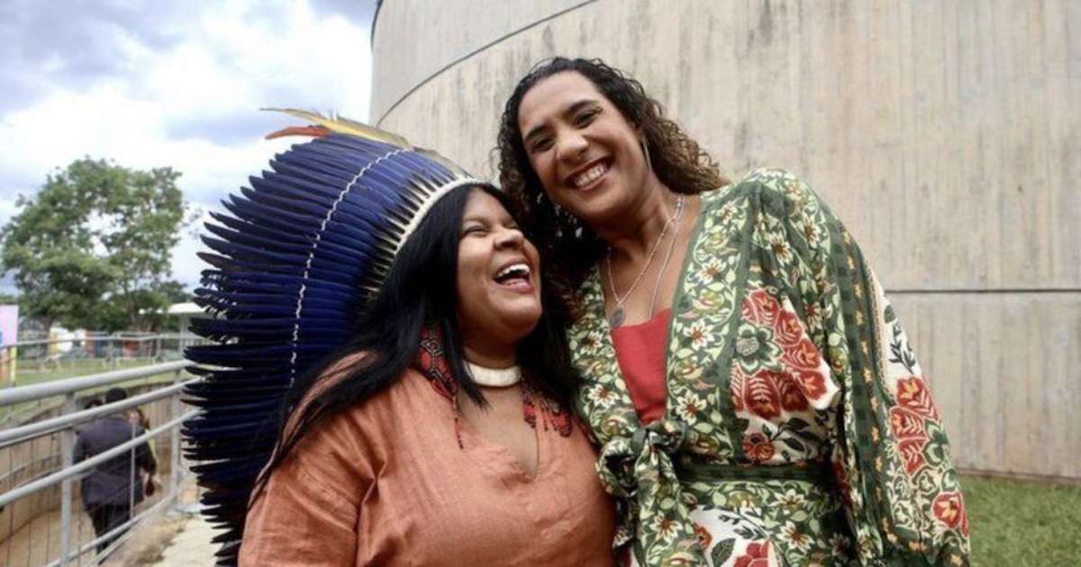 Lula sanciona lei que equipara crime de injúria racial ao de racismo Lula sanciona lei que equipara crime de injúria racial ao de racismo