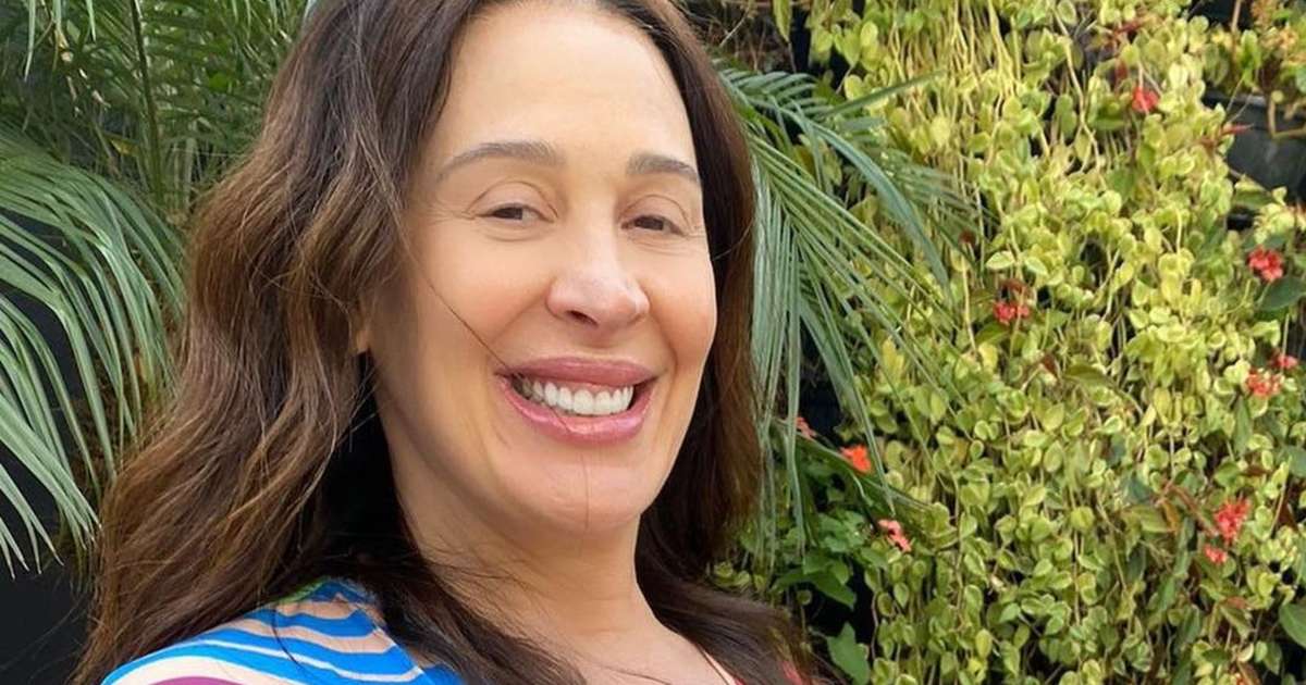 Claudia Raia surpreende fãs ao surgir belíssima com Luca