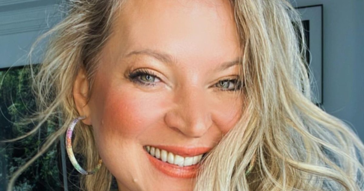 Photoshop? Joice Hasselmann exibe corpão em foto, revela novas medidas ...