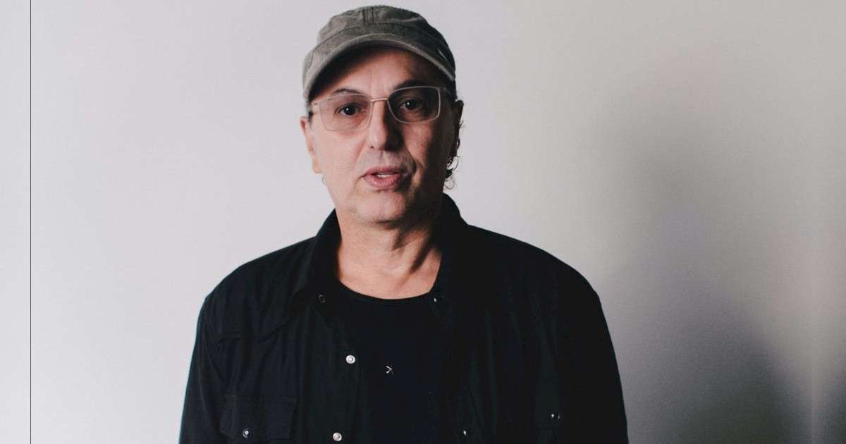 Zeca Baleiro anuncia série de lançamentos para 2023