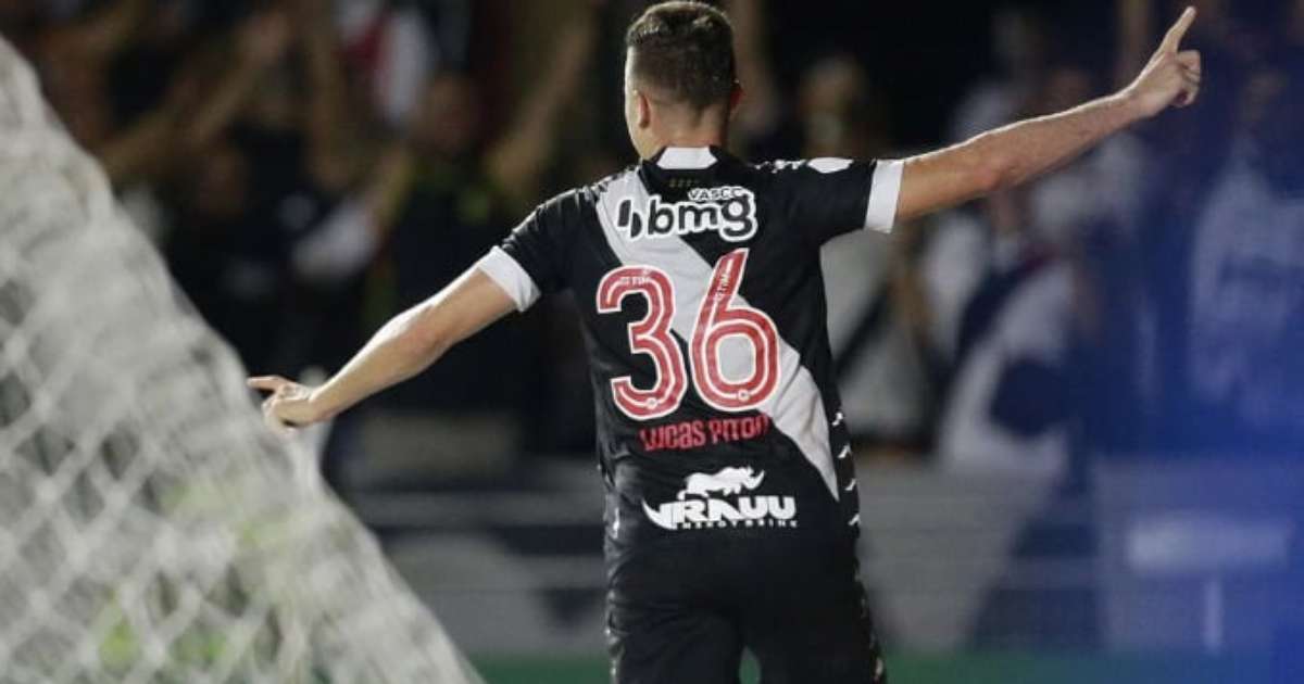 Lucas Piton destaca campanha do Vasco e projeta duelo com o Bahia