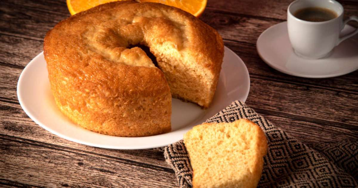 Receitas de bolo de laranja fofinho e simples de fazer