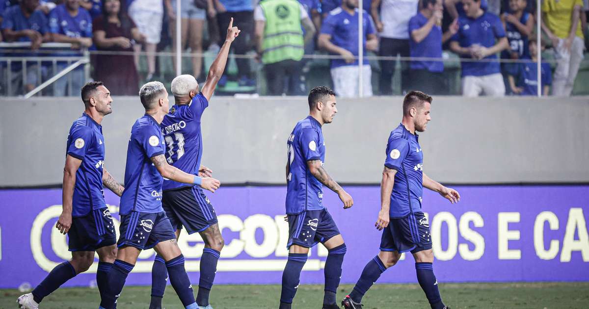 Cruzeiro retorna à liderança da Série A do Brasileirão depois de quase ...