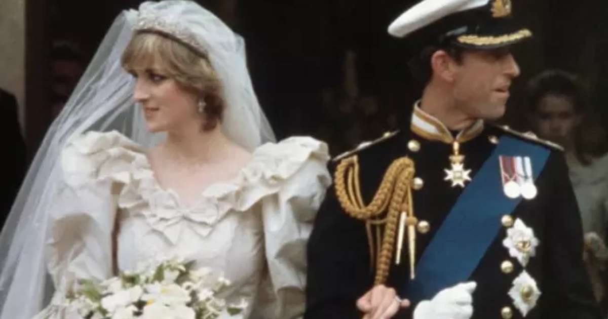 Em meio a coroação, Princesa Diana é relembrada nas redes sociais