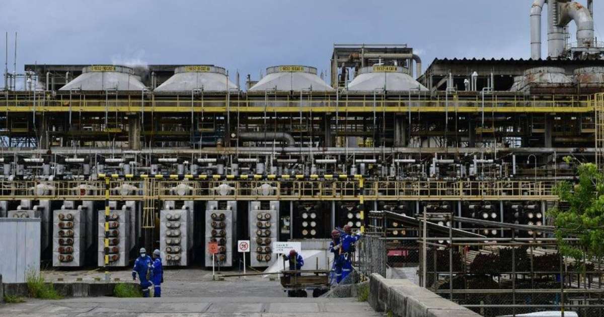 Petrobras nega parceria com Mubadala para trocar ações da refinaria de ...