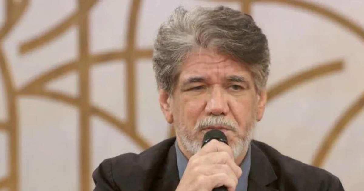 Jackson Antunes relembra luta contra câncer: "Muito forte"