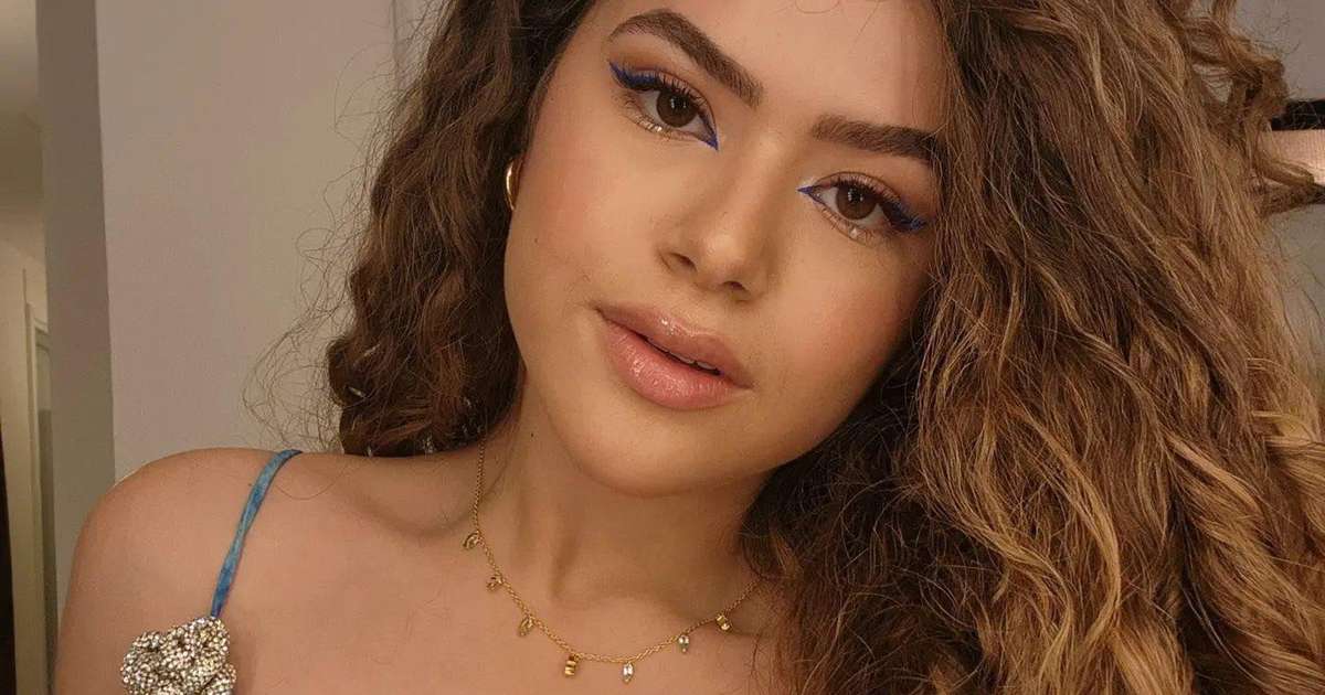Cheia de beleza e estilo, Maisa Silva celebra 21 anos: 'Gratidão'