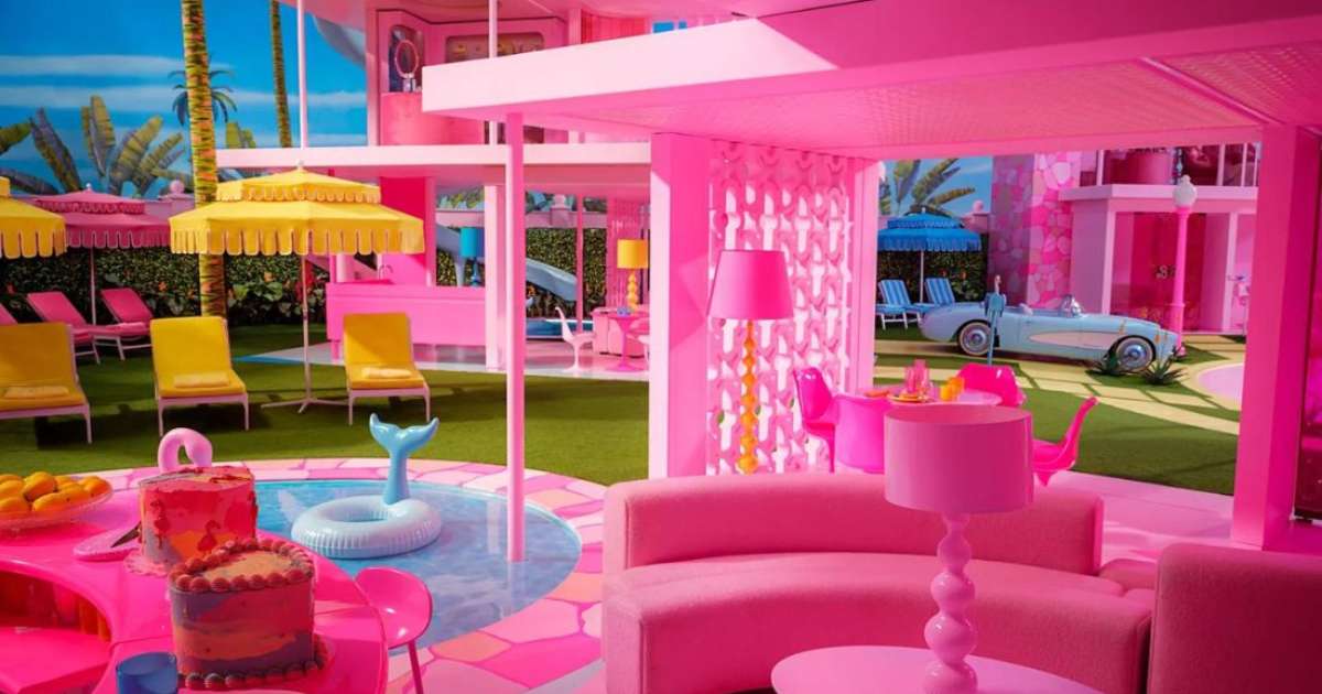 Novas imagens revelam "casas dos sonhos" do filme da Barbie