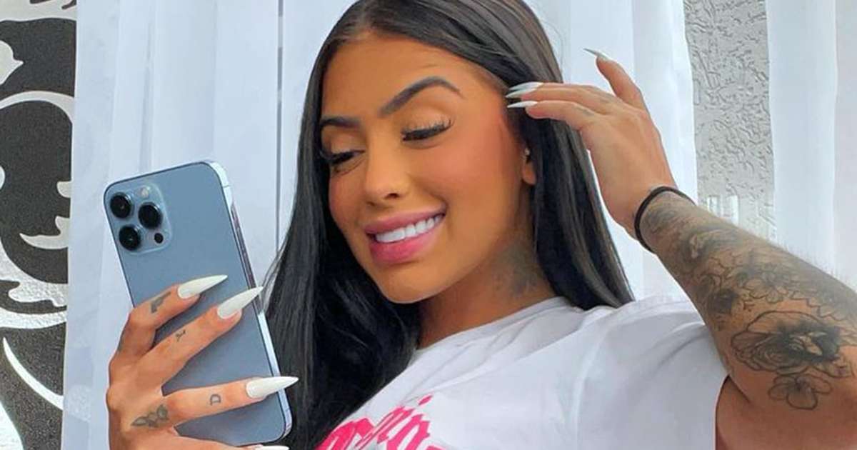 Grávida, MC Mirella choca ao revelar nomes do herdeiro