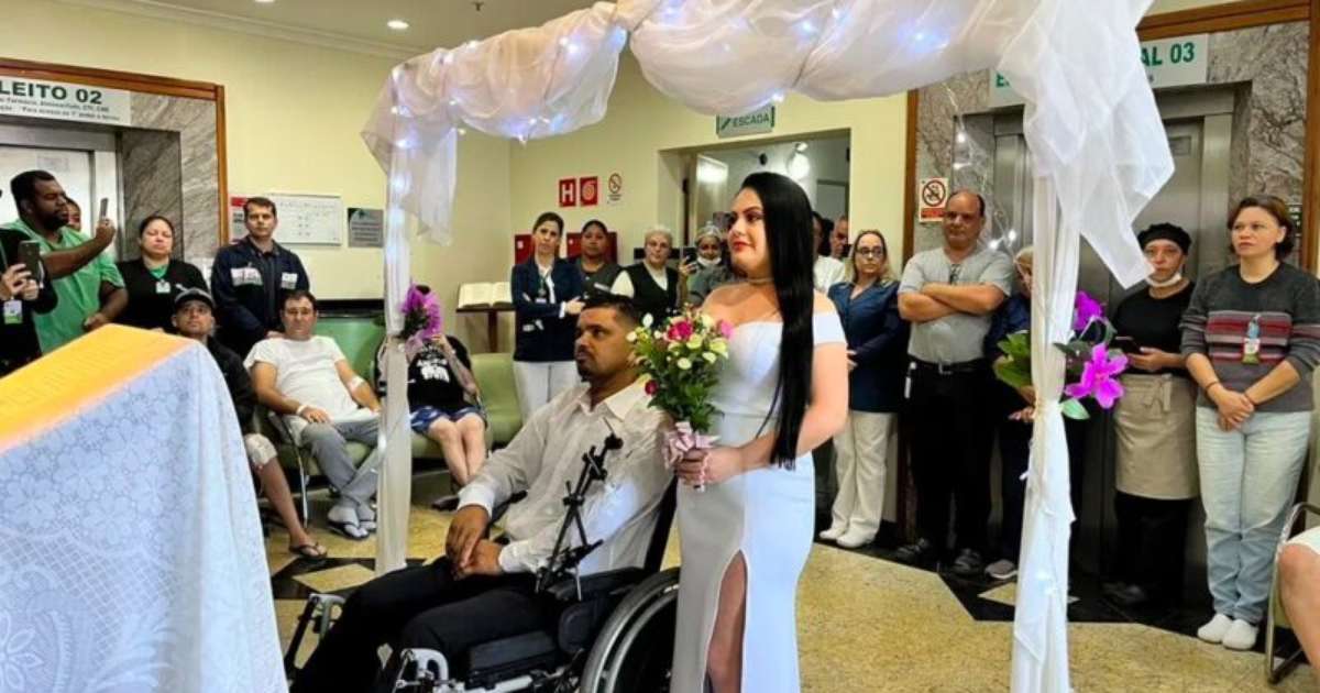Noivo acorda do coma e propõe casamento dentro da UTI em Porto Alegre