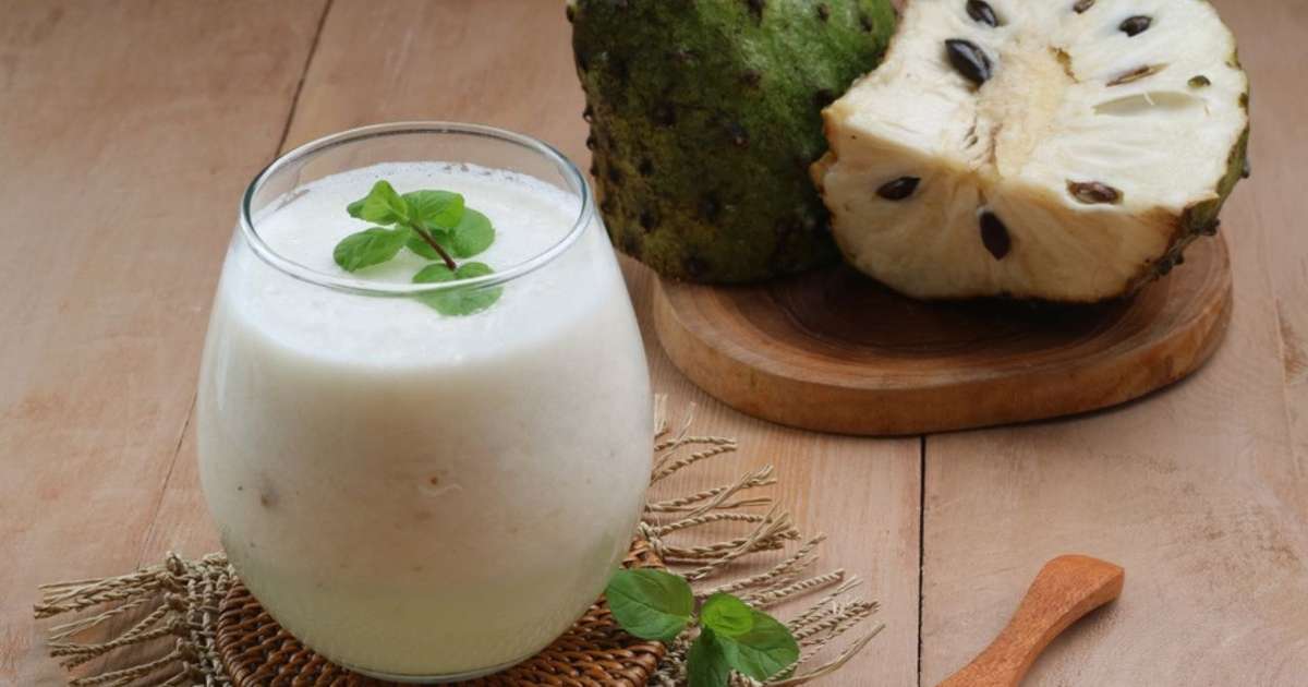 Suco de graviola caseiro e fácil de fazer