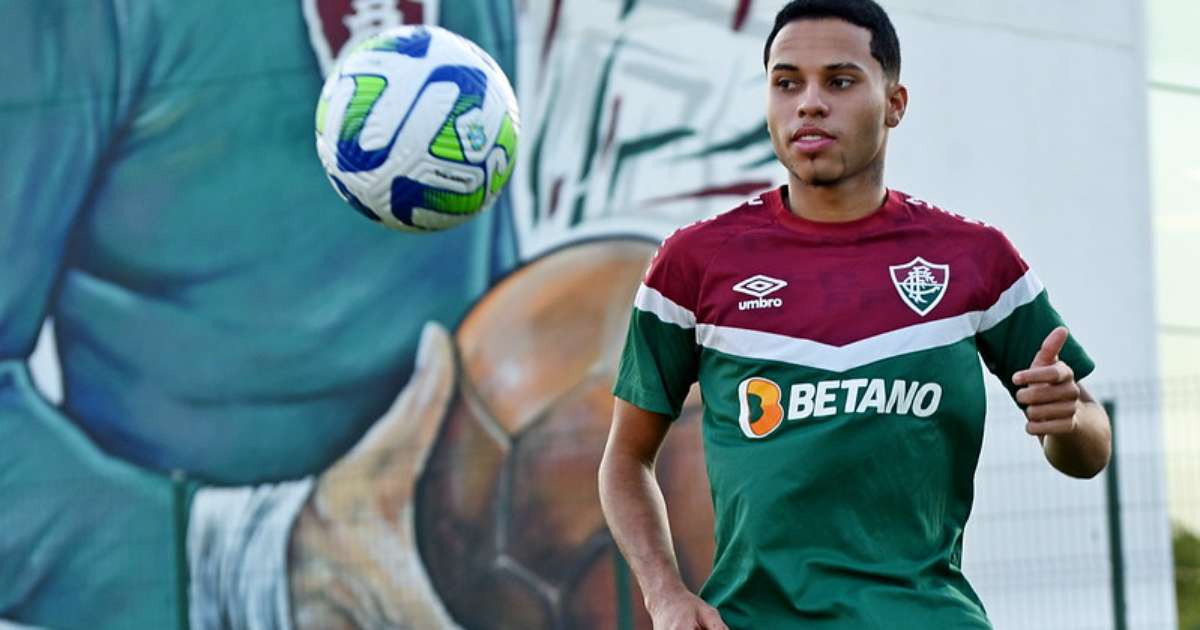 Fluminense confirma grave lesão na coxa de Alexsander