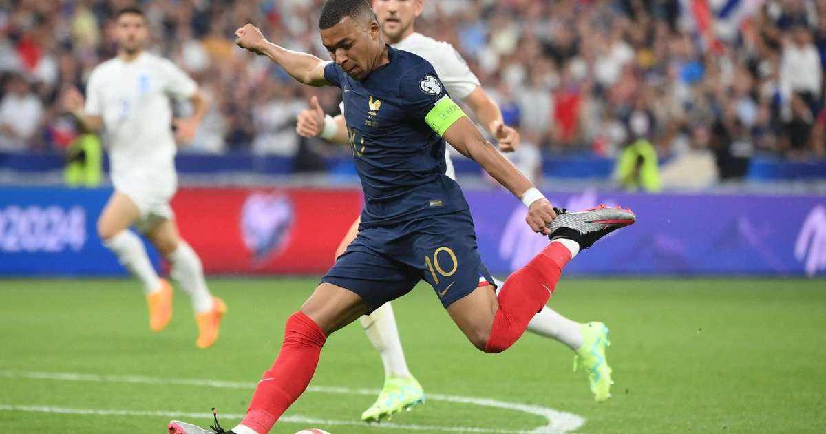 Mbappé encerra temporada com quebra de recorde na França